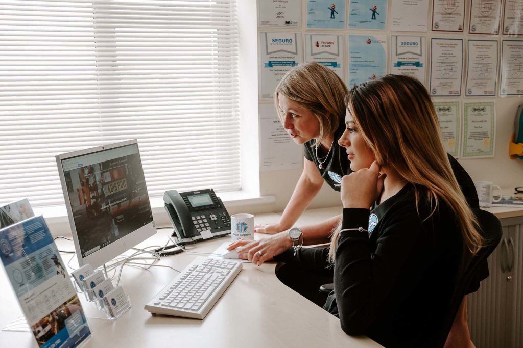 Blocked Drains Reading | 24/7 Drain Clearance - Drain Surgeons UK Ltd